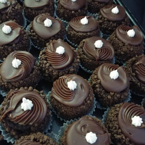 Lady Locks - Prantl's Bakery