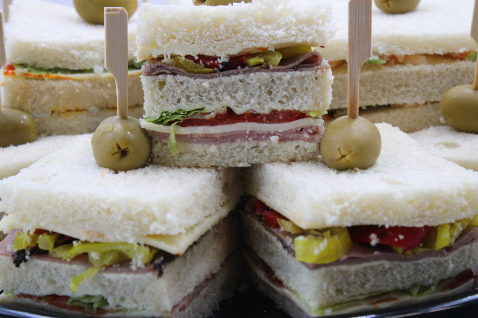 Prantl's Platters - Crustless Sandwich Tray - Roast Beef and Ham 32 ...