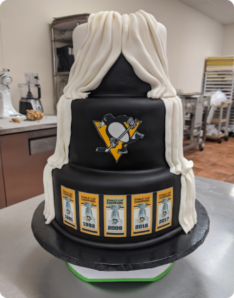 Custom Decorated Cakes In Pittsburgh, PA - A Pittsburgh Favorite